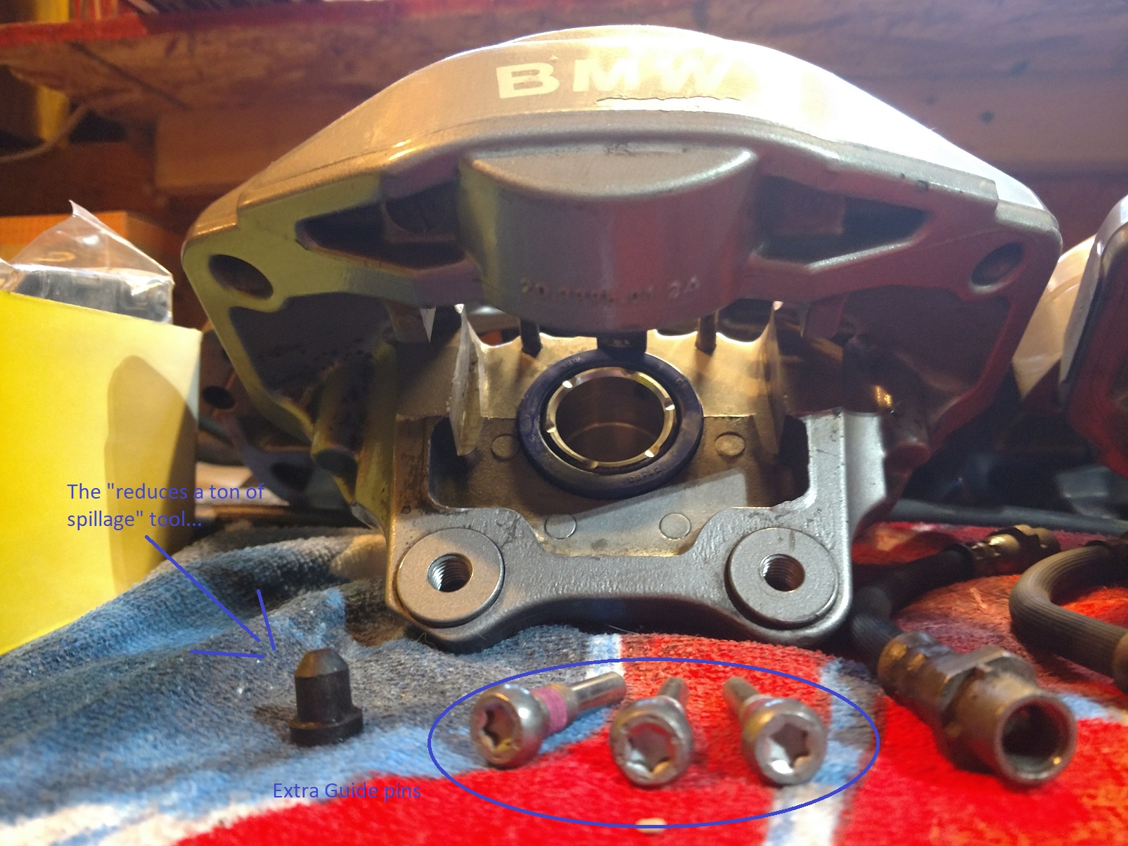 Complete set of BMW/Brembo Performance brake calipers plus new pads